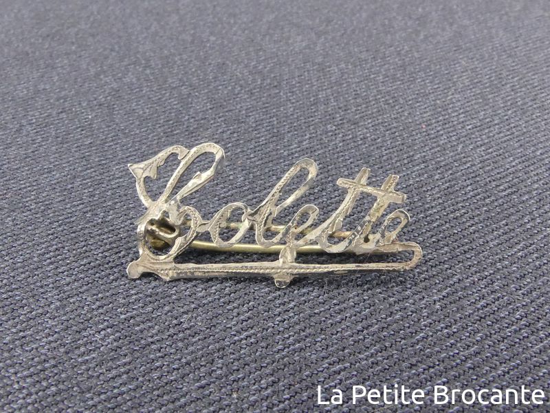 Colette silver brooch pin