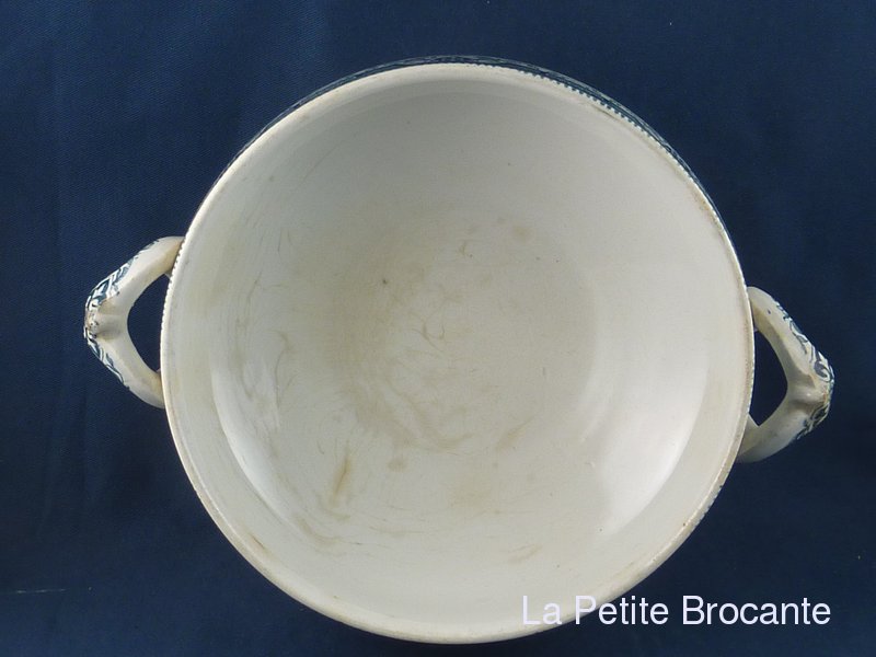 Petite soupière en faïence de St Amand modèle Maroc